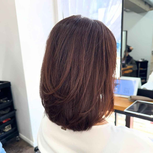 “即・若見え”にはやっぱコレ！？【40・50代】長さそのままでOK♡「レイヤーカット」（ftn-fashion trend news-）｜dメニューニュース（NTTドコモ）