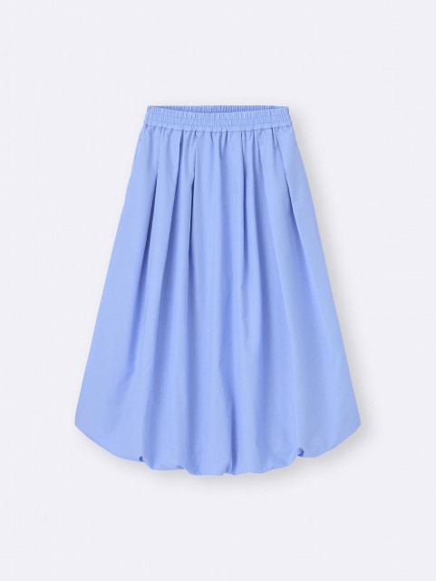 ガバッと穿くだけでOK！【GU】40・50代の垢抜けに♡「ふんわりスカート」（ftn-fashion trend news-）｜dメニューニュース（NTTドコモ）