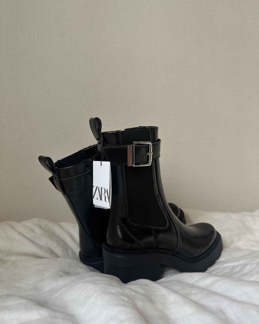 うわあ、ヘビロテしそう！【ZARA】30・40代が似合う「黒ブーツ」（ftn-fashion trend news-）｜dメニューニュース（NTTドコモ）