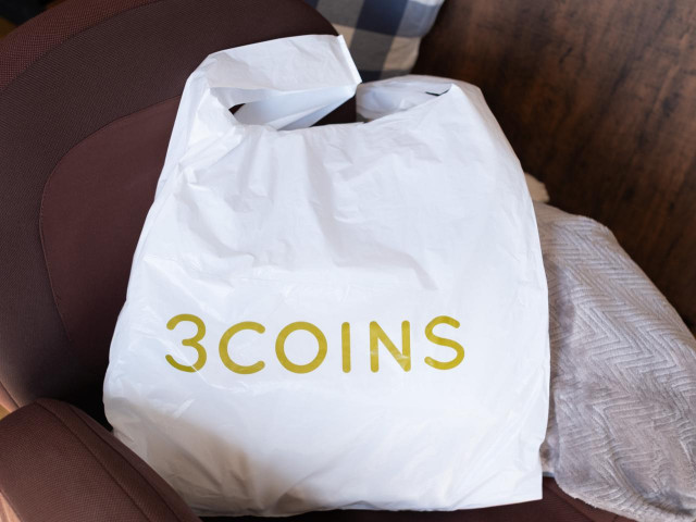 夏の旅行前に【3COINS】に駆け込んでーーッ！ 便利で可愛い♡「ポーチ & ケース」（ftn-fashion trend news-）｜dメニューニュース（NTTドコモ）