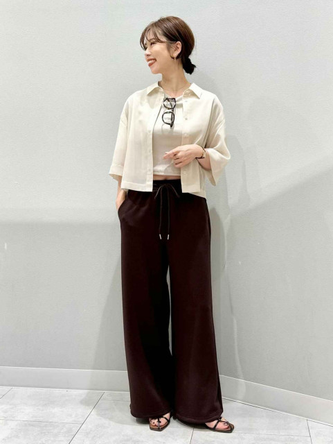 「カジュアルすぎが苦手」な人へ！【GU】40・50代のきれい見え！「スウェットパンツコーデ」（ftn-fashion trend news-）｜dメニューニュース（NTTドコモ）