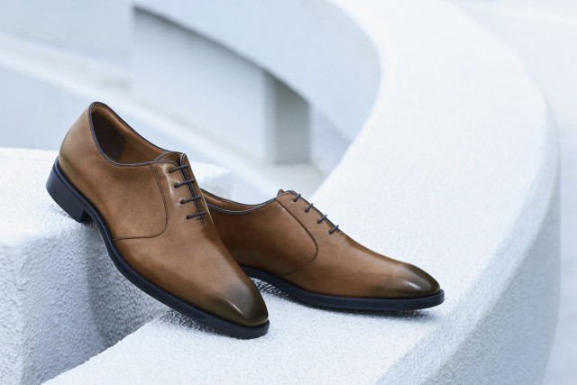 エレガントな革靴に先進機能を詰め込んだアシックスのドレスシューズ「RUNWALK 7」（GetNavi web）｜dメニューニュース（NTTドコモ）