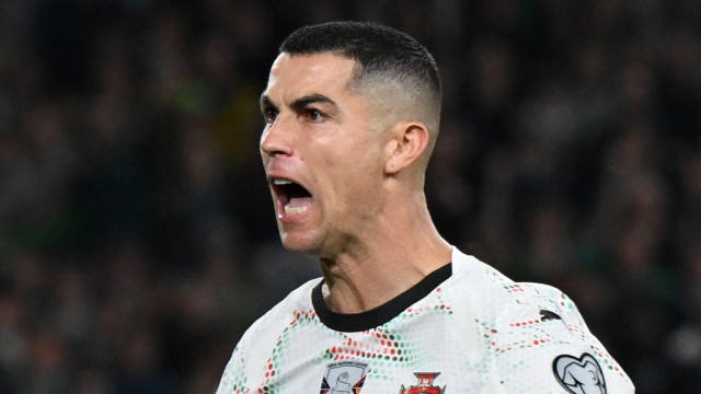 異例の特別措置！40歳ロナウド、暴力行為で退場も出場停止処分は1試合だけに『減刑』…W杯本大会の欠場なし（Qoly）｜dメニューニュース（NTTドコモ）