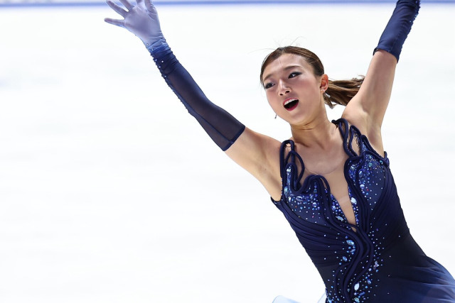 「あわわわわ…」SP首位発進、坂本花織を“女子フィギュア界超大物”が激励→無数のカメラフラッシュに海外記者は唖然「Wow…」【フィギュアNHK杯】（THE DIGEST）｜dメニューニュース ...