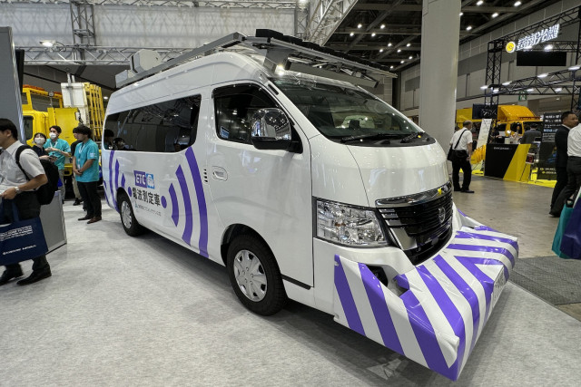 「バニングキャラバンか！」と思ったら出っ歯のなかはアンテナだらけ！ 首都高「3D ETC Doctor」は超重要な任務を負っていた（WEB CARTOP）｜dメニューニュース（NTTドコモ）